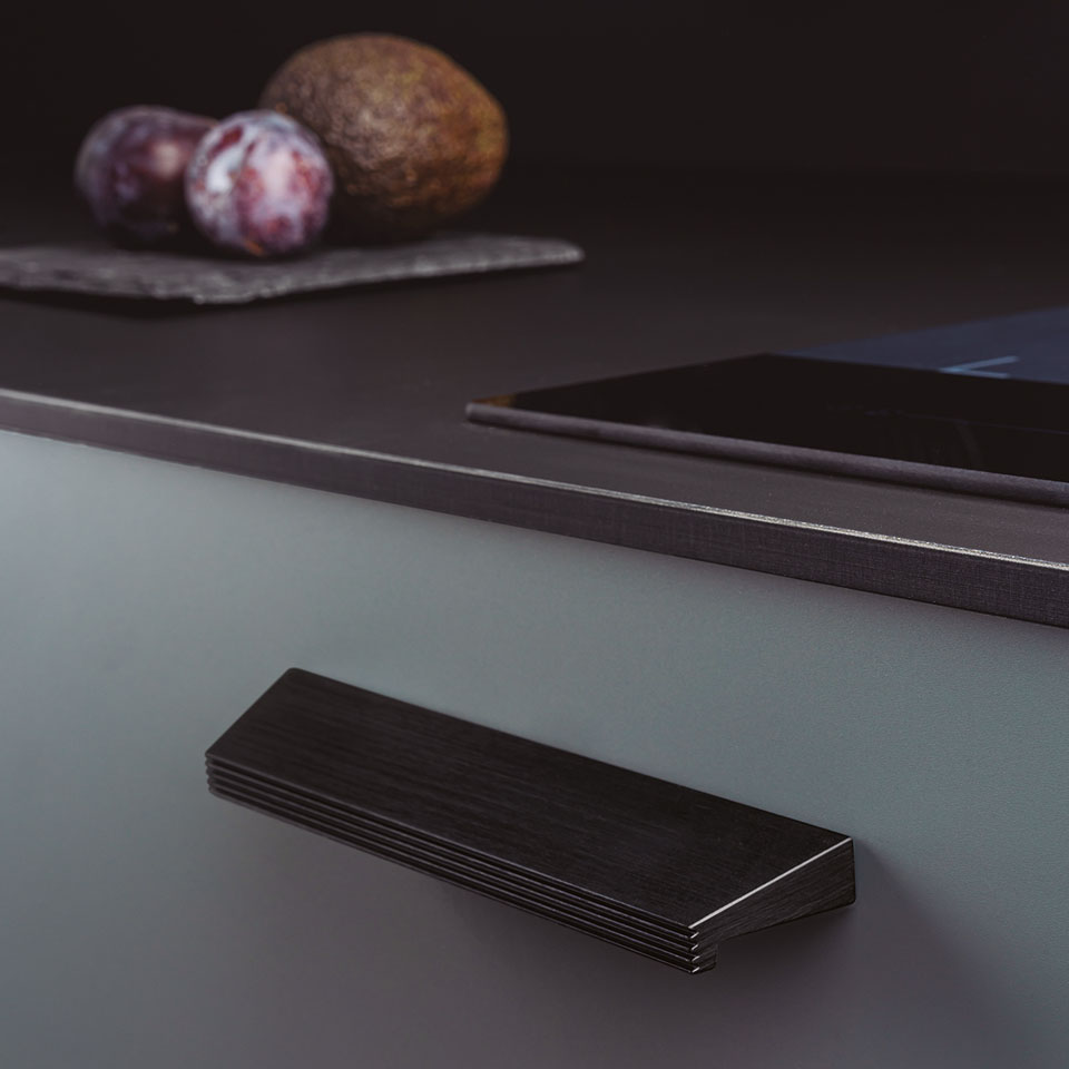 Rail pull handle - Ideas For Living UK